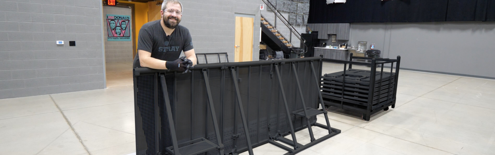StageGuard A-330 Hinged Gate | Concert Barriers – Black | SONCO